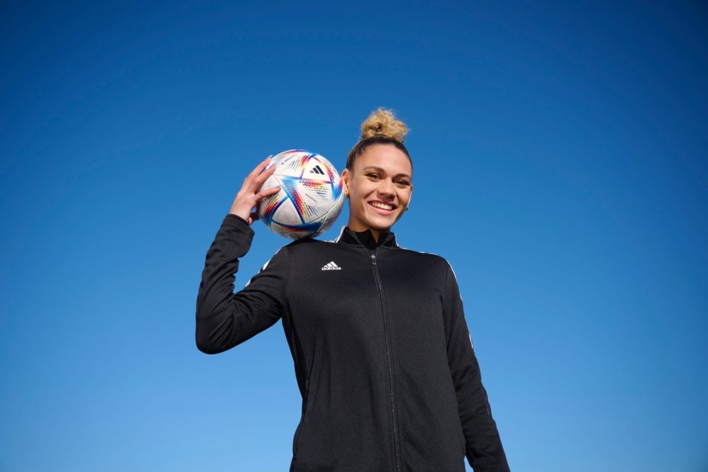 Offizieller Adidas WM Spielball 2022 „Al Rihla" - WM Finale "Al Hilm ...